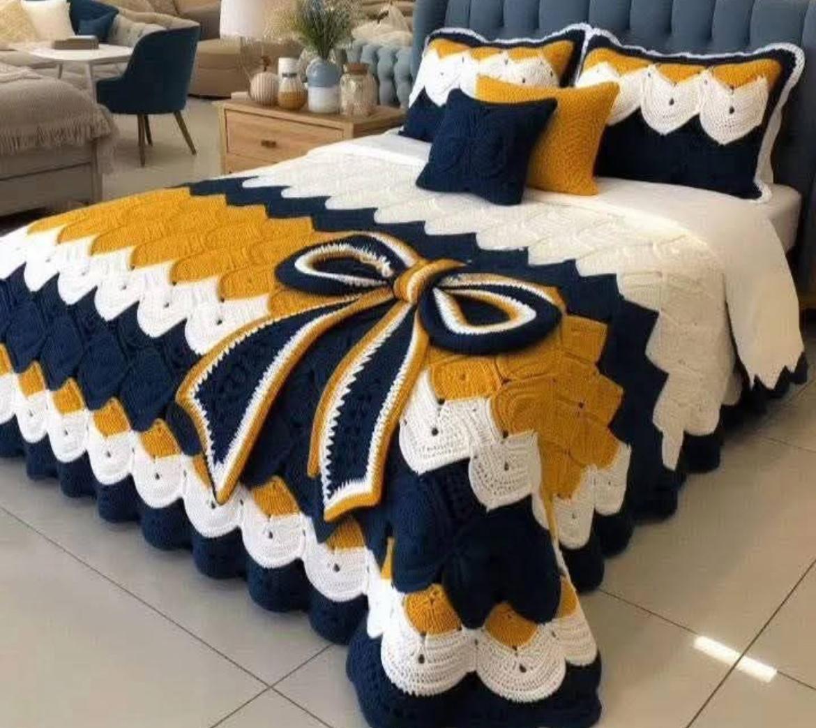 Crochet Bedspread with Bow Detail – Step by Step Tutorial – alldaycrochet